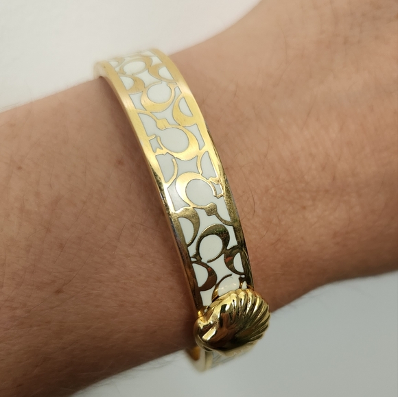 Coach | Jewelry | Coach Gold And White Sea Shell Clasp Bracelet | Poshmark